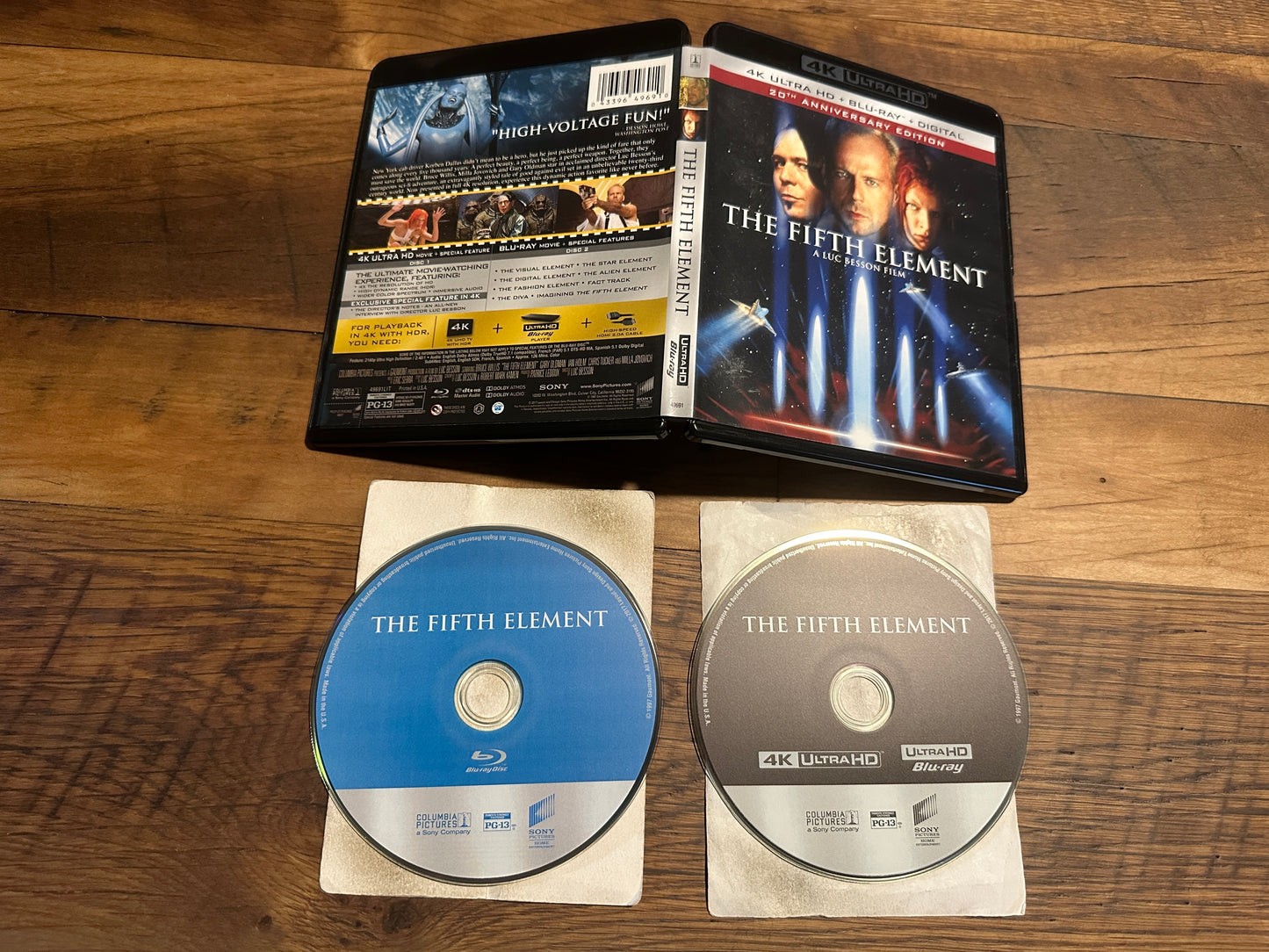 The Fifth Element (4K Ultra HD/Blu ray, 20th Anniversary Edition, Mo D ...